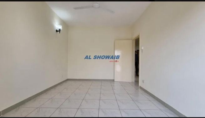 Newly Renovated. Fully Furnished Family/Couple monthly rent room ...