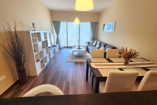 Cozy 1Br in Gate Tower, Tamouh | RentUncle